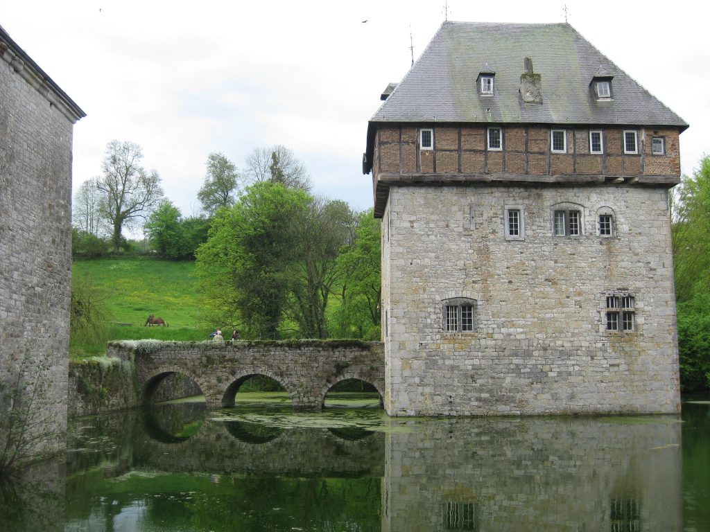 Donjon of Crupet - Arte Constructo